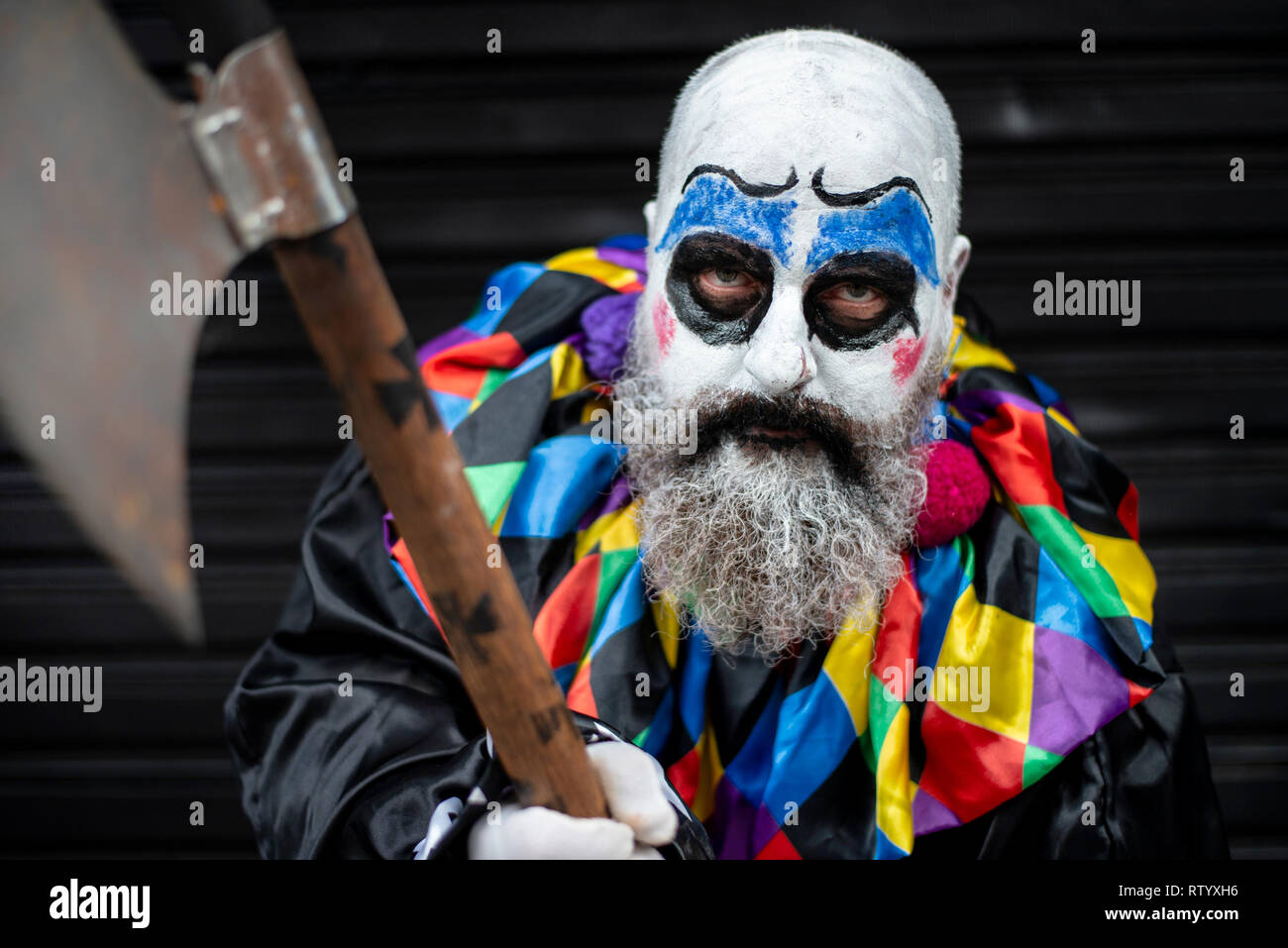 Curitiba, Brazil. 03rd Mar, 2019. Participants dressed as zombies meet ...
