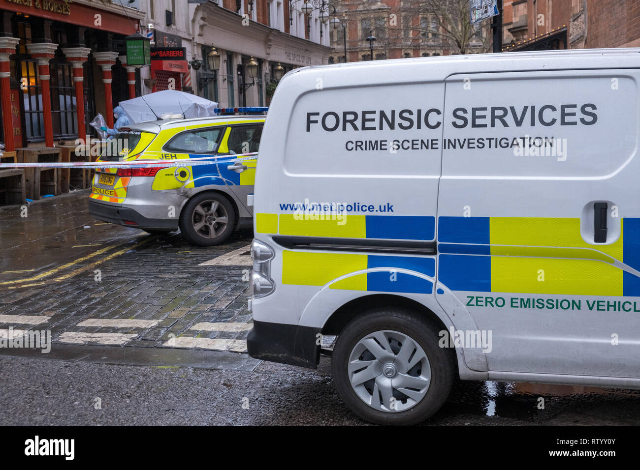 Forensics unit hi-res stock photography and images - Alamy