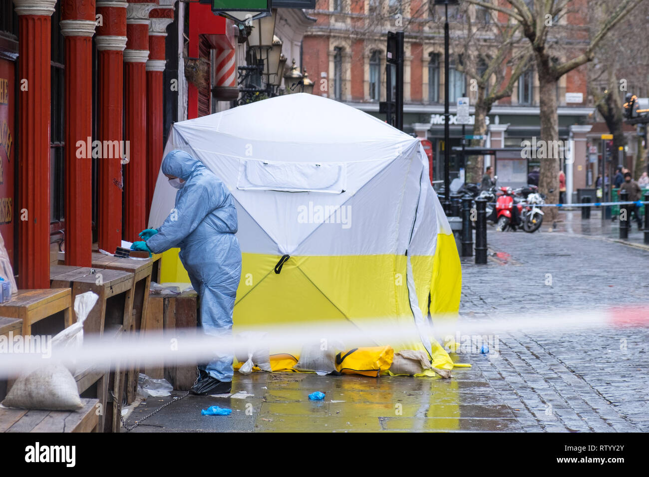 London crime scene hi-res stock photography and images - Alamy
