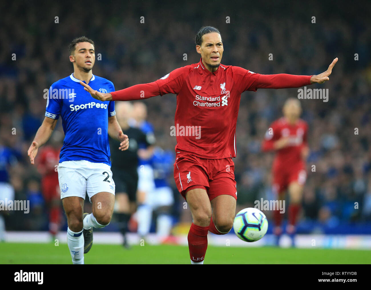 Goodison Park, Liverpool, UK. 3rd Mar, 2019. EPL Premier League ...