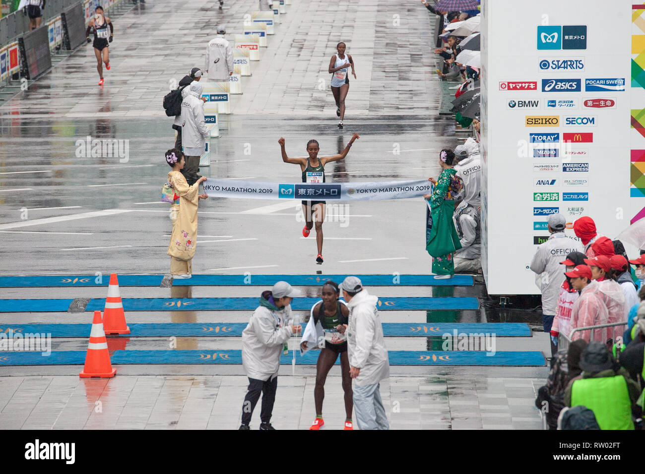 2019/03/03 Tokyo, Tokyo Marathon 2019. 2nd winner, runner, woman, Tola ...