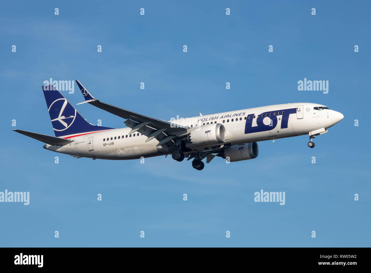 Boeing 737-8 Max LOT Polish Airlines Stock Photo - Alamy