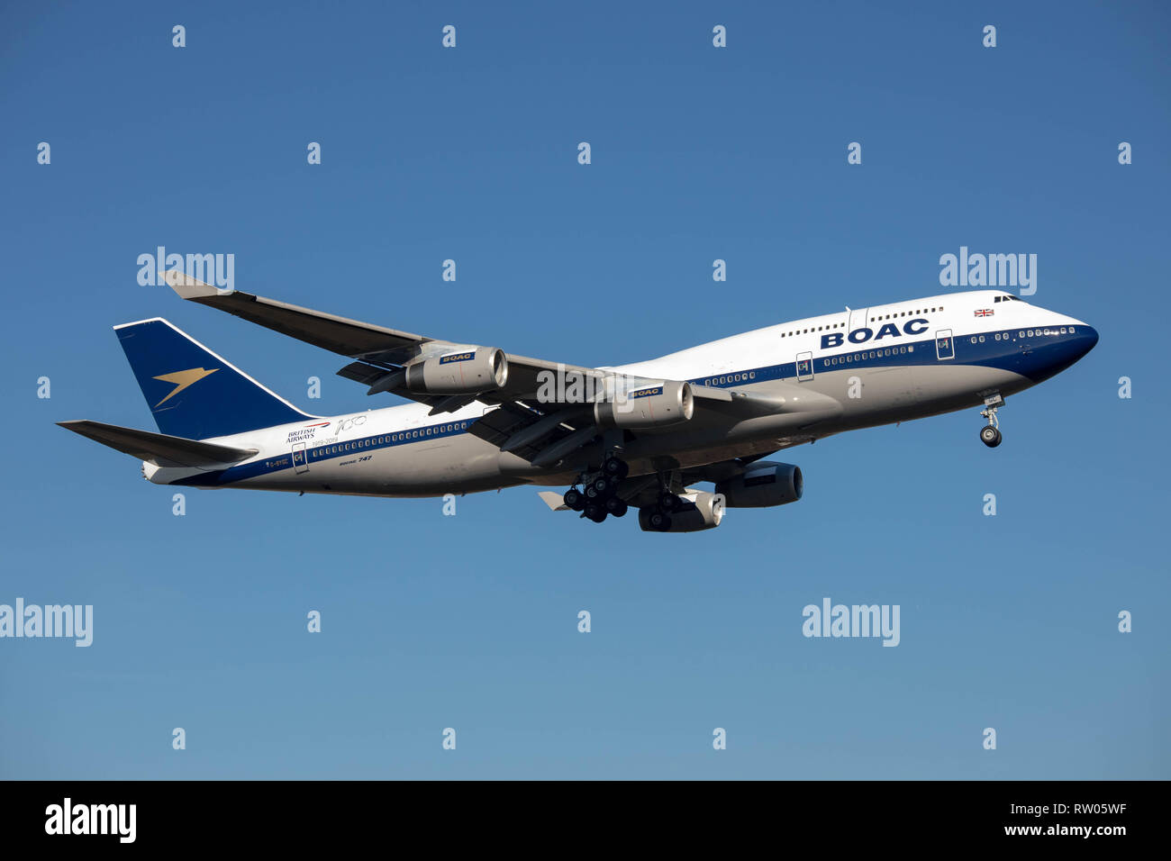Boeing 747 BOAC retro Stock Photo - Alamy