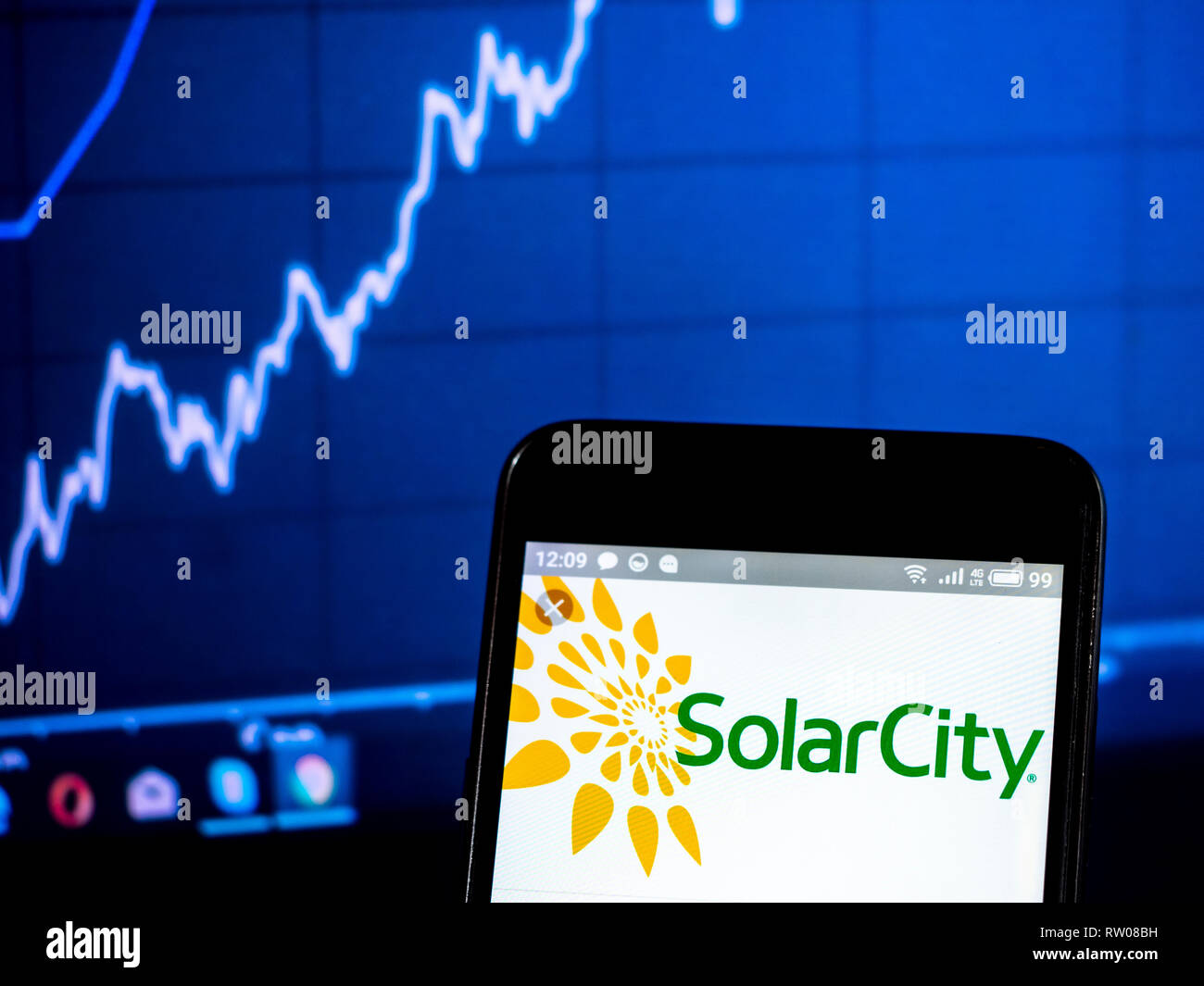Solarcity hi-res stock photography and images - Alamy
