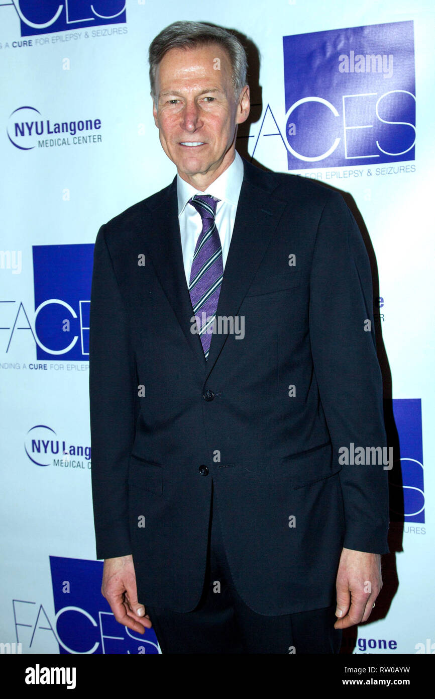 Dr orrin devinsky hi-res stock photography and images - Alamy