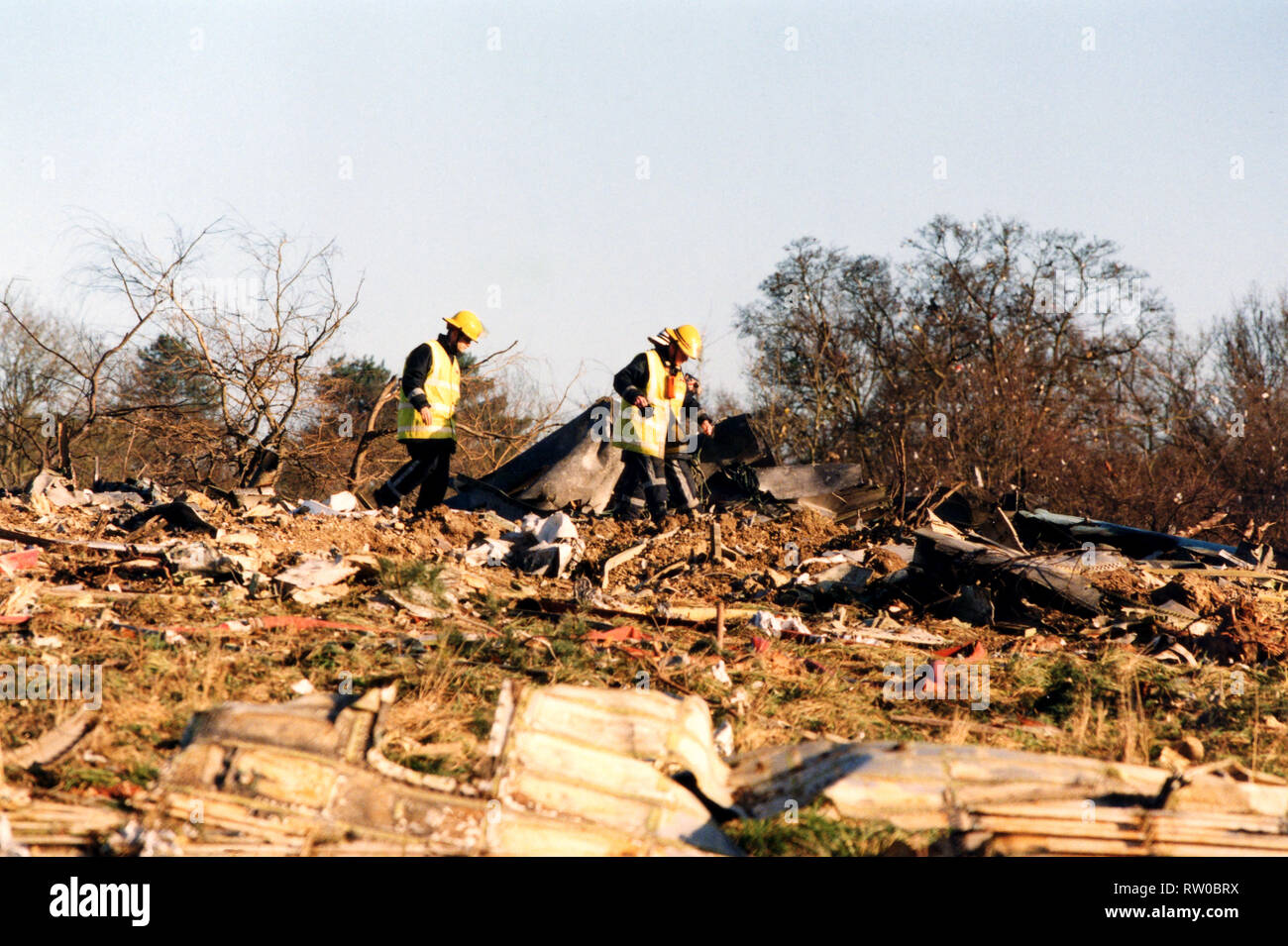 Korean air flight crash hi-res stock photography and images - Alamy