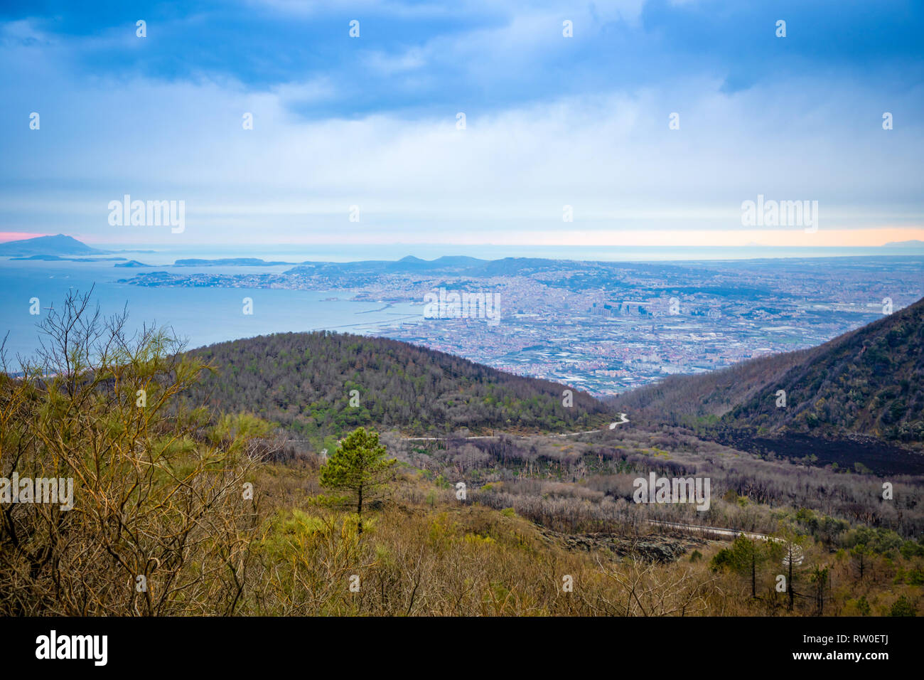 Naples gulf famous vesuvius hi-res stock photography and images - Alamy