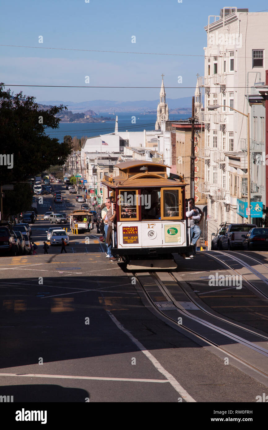 San francisco uphill street hi-res stock photography and images - Alamy