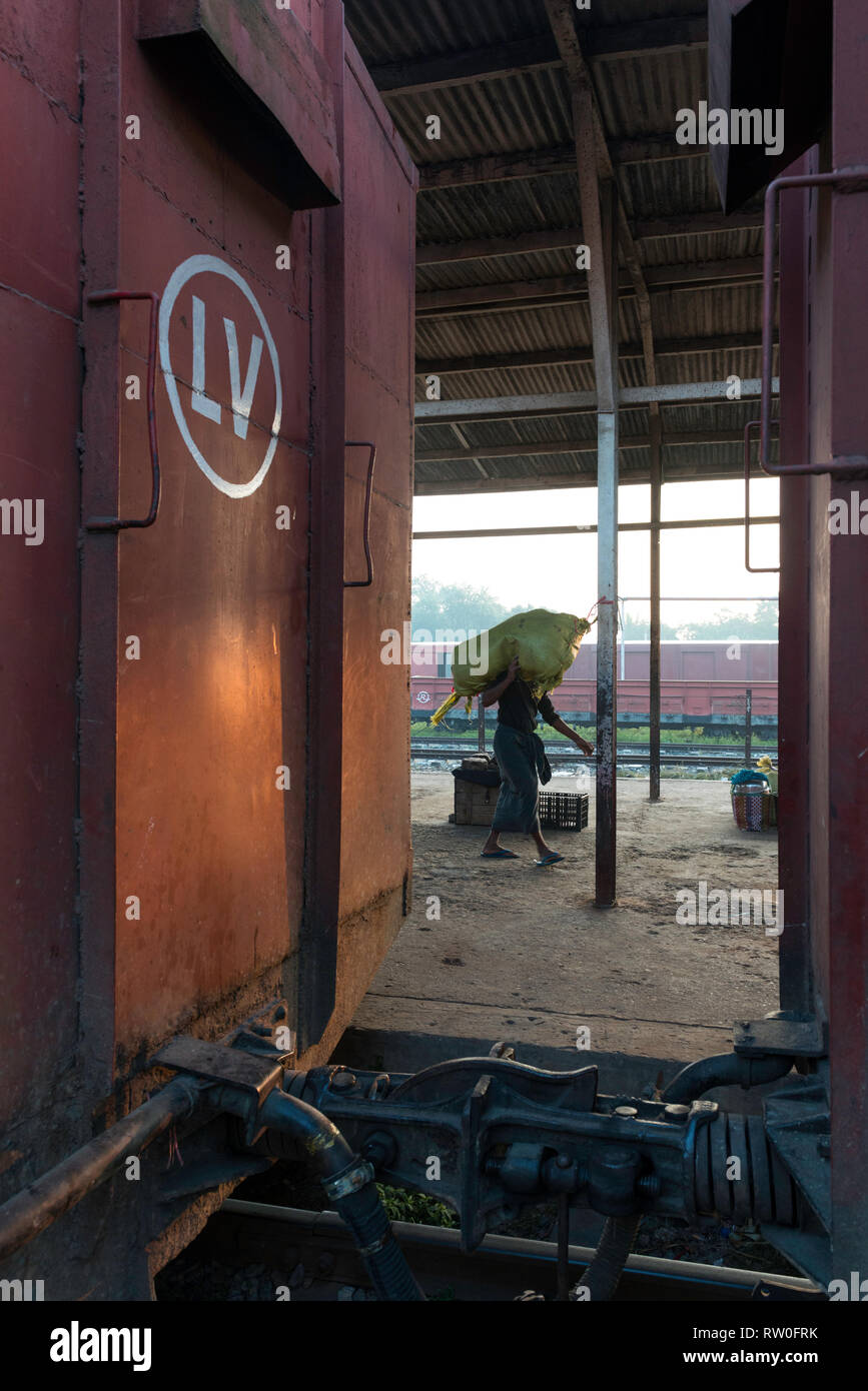 THAZI, MYANMAR - 23 NOVEMBER, 2018: Vertical picture of burmese people ...