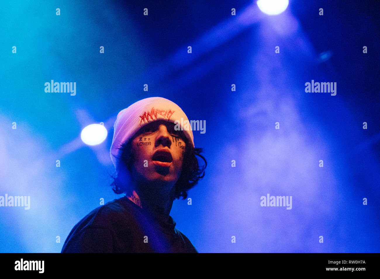 Lil xan rapper hi-res stock photography and images - Alamy