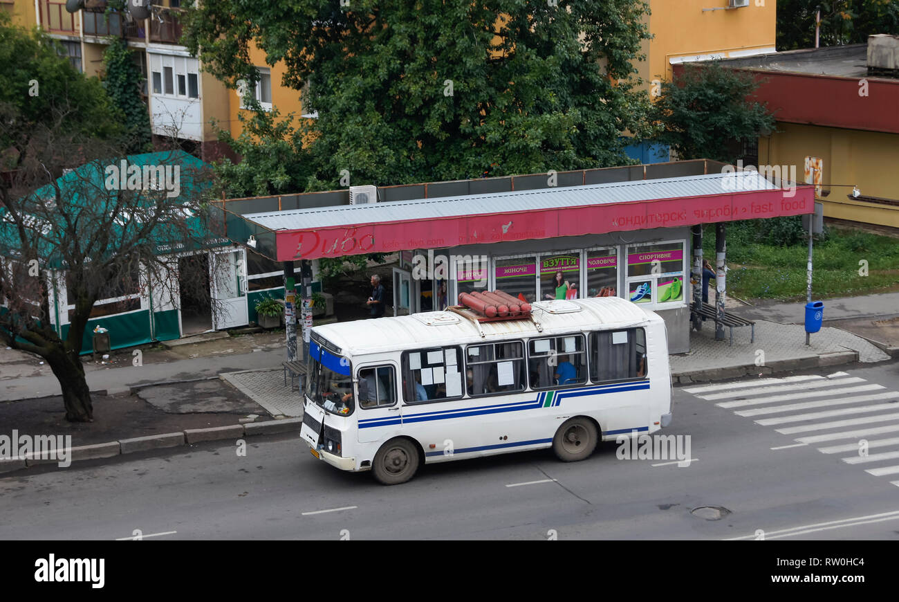 Cng bus hi-res stock photography and images - Alamy