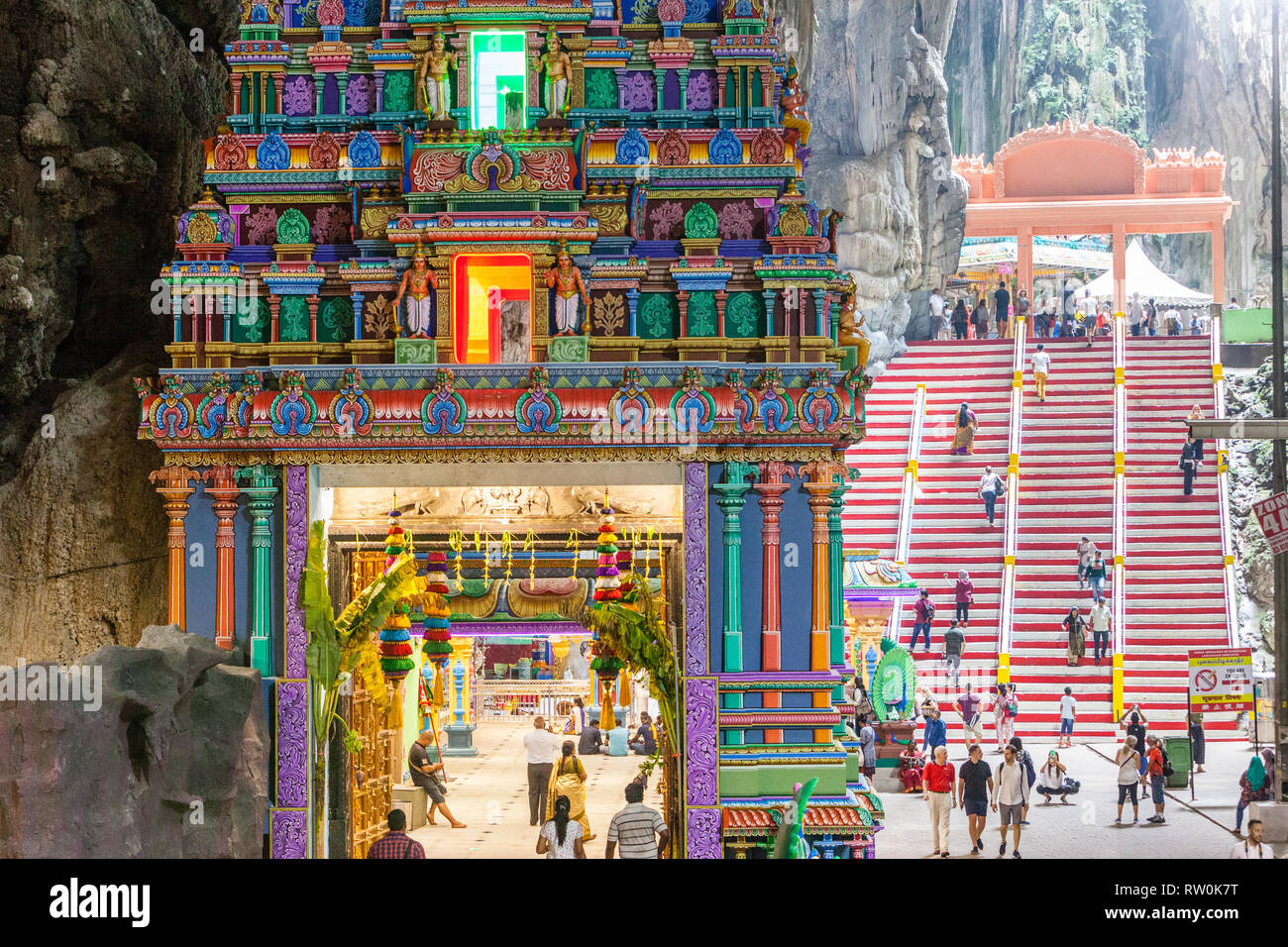 Batu Caves, Temple inside the Cave, Selangor, Malaysia Stock Photo - Alamy