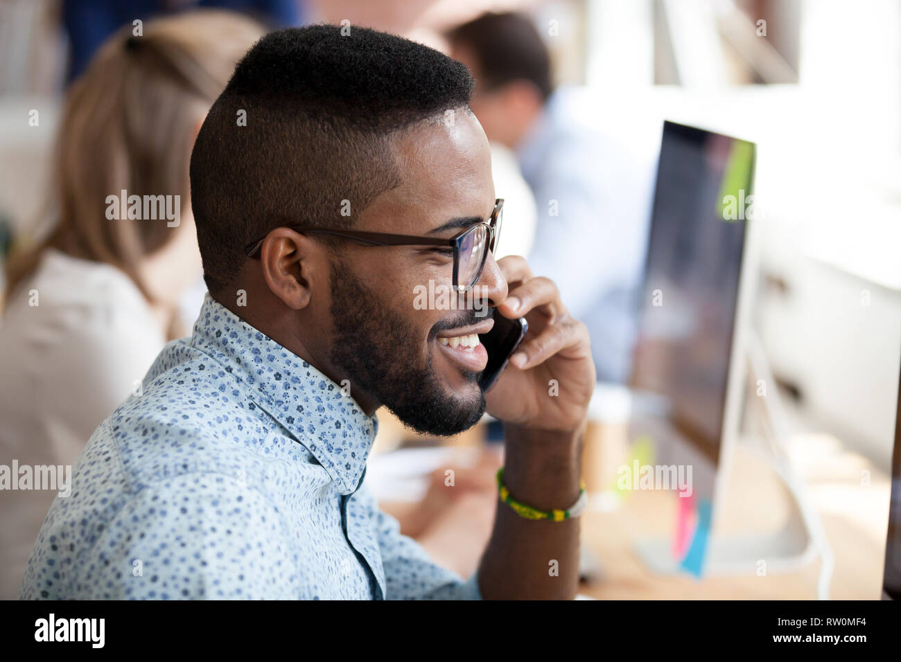 Answering client hi-res stock photography and images - Alamy