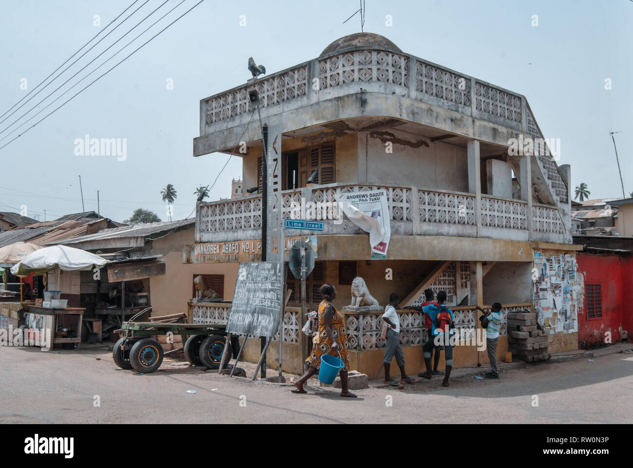 A photo of a busy street and interesting architecture in the coastal ...