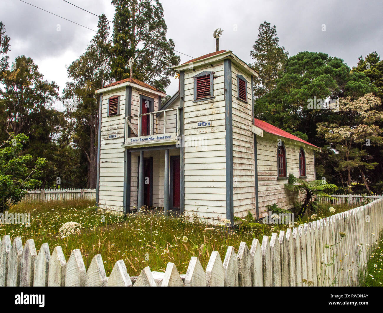 Ratana church hi-res stock photography and images - Alamy