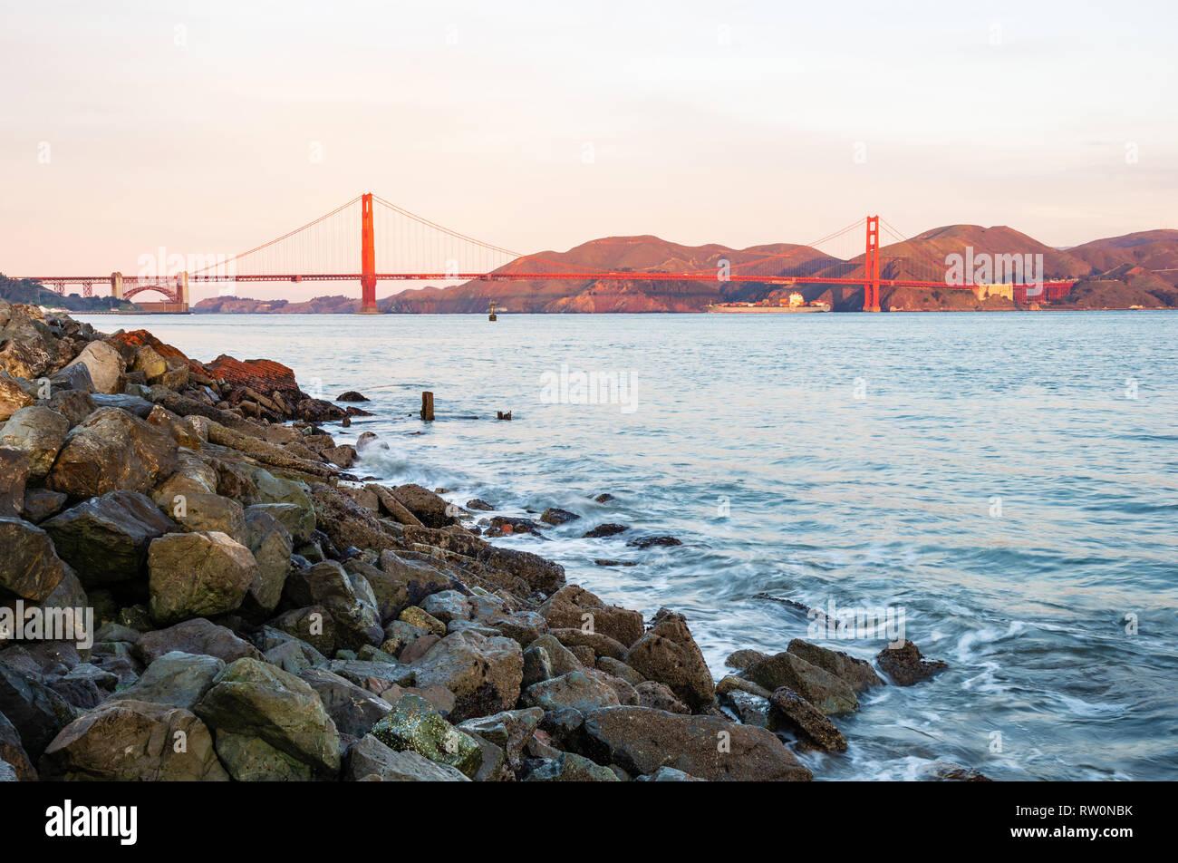 Golden Gate Bridge, the most internationally recognized symbol of San ...