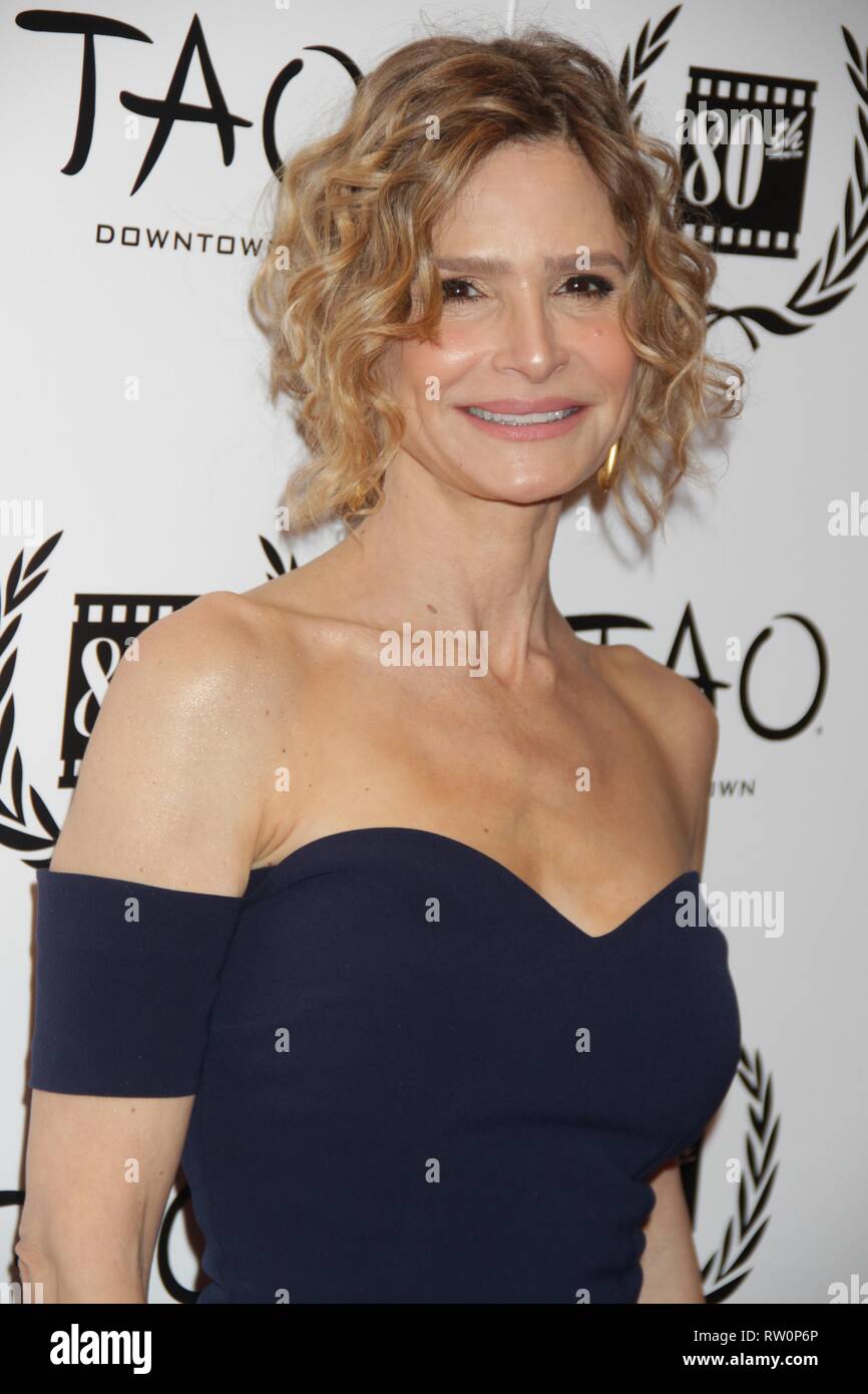 KYRA SEDGWICK 2015 Photo By John Barrett/PHOTOlink Stock Photo - Alamy
