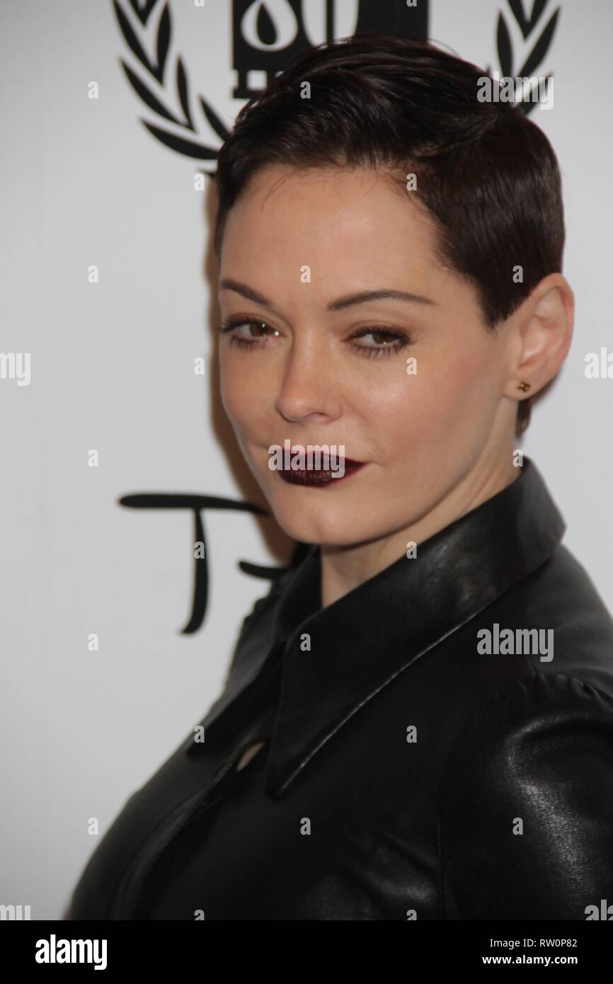ROSE McGOWEN 2015 Photo By John Barrett/PHOTOlink Stock Photo - Alamy