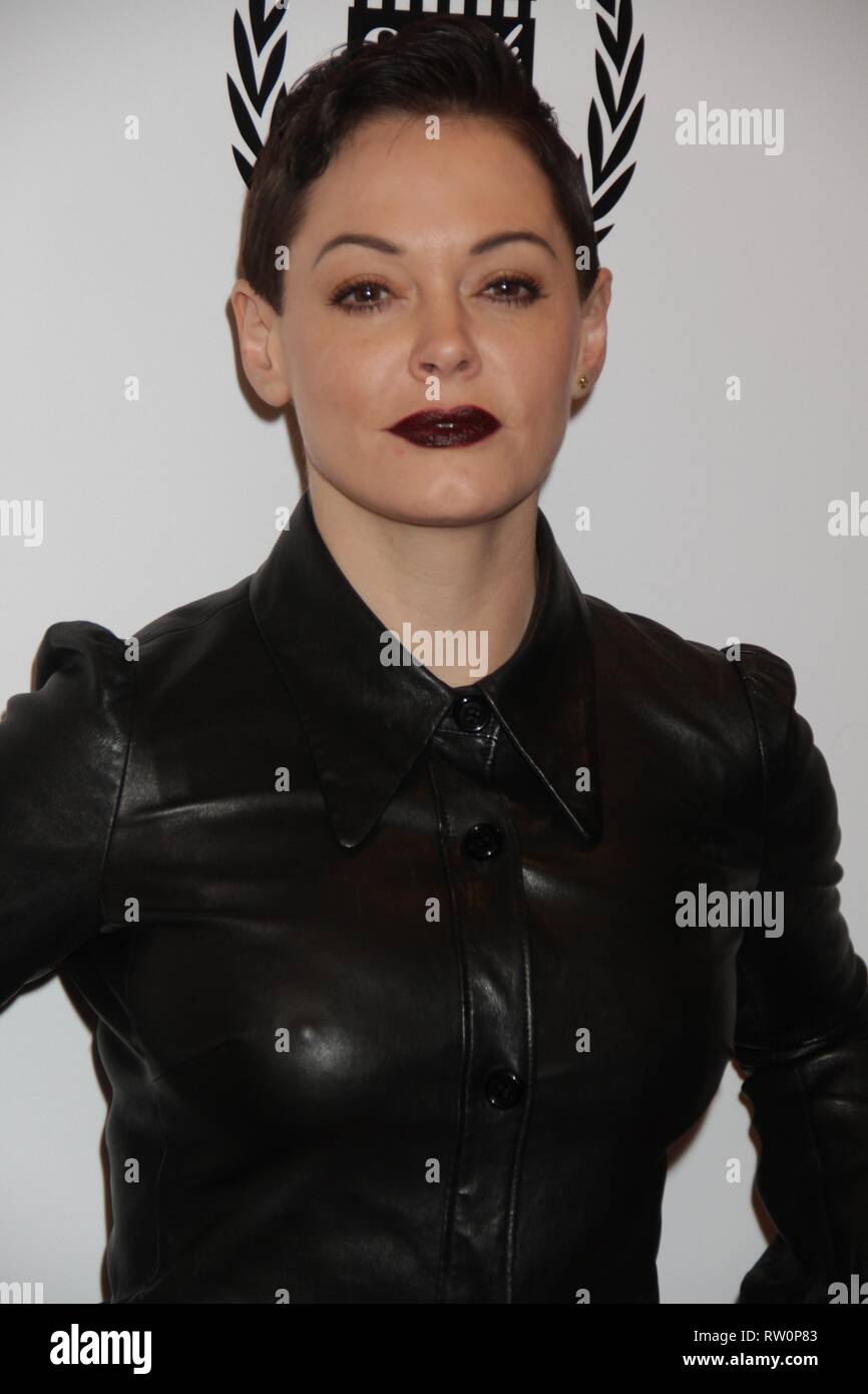 ROSE McGOWEN 2015 Photo By John Barrett/PHOTOlink Stock Photo - Alamy