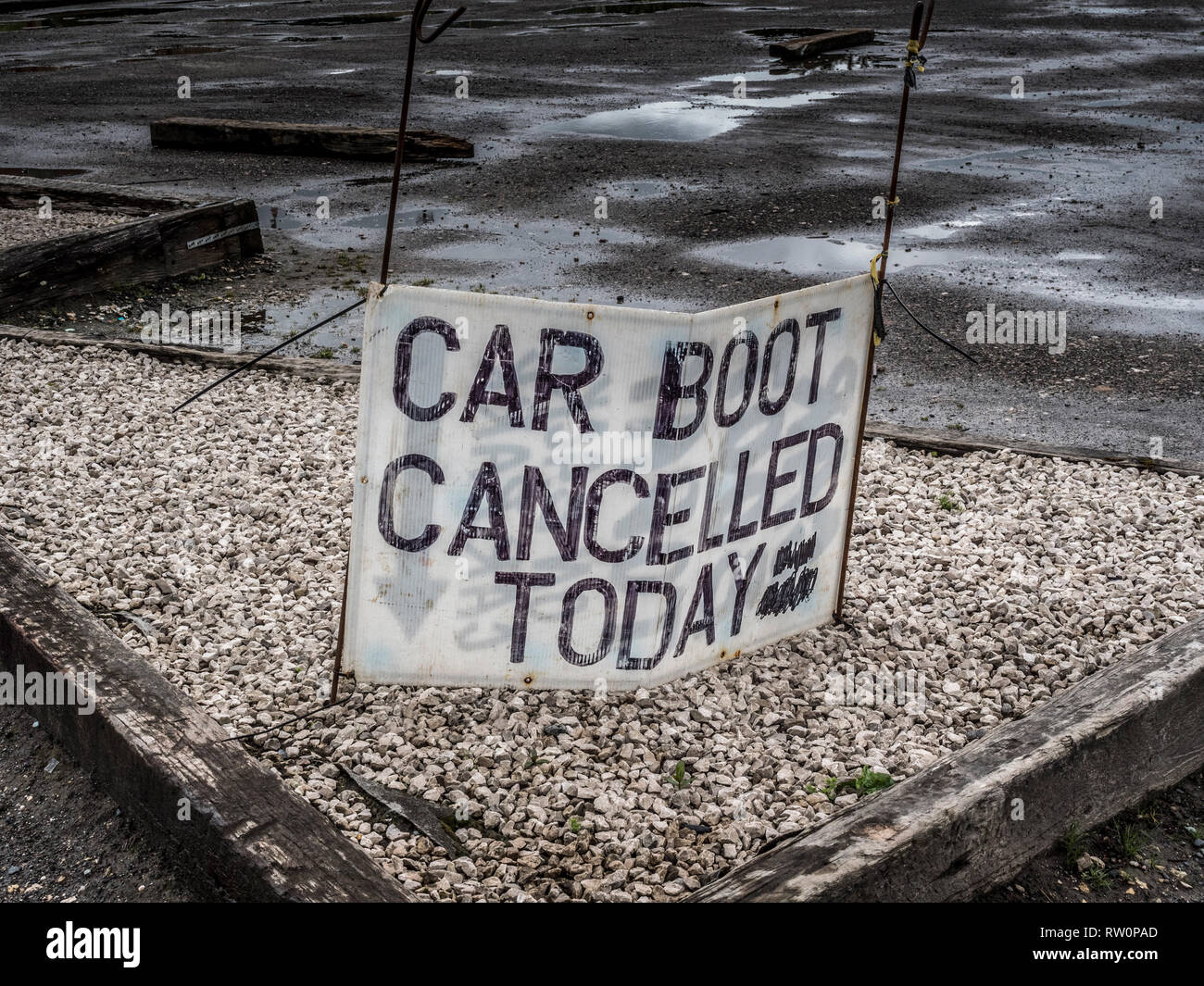 Car boot sale sign hi-res stock photography and images - Alamy