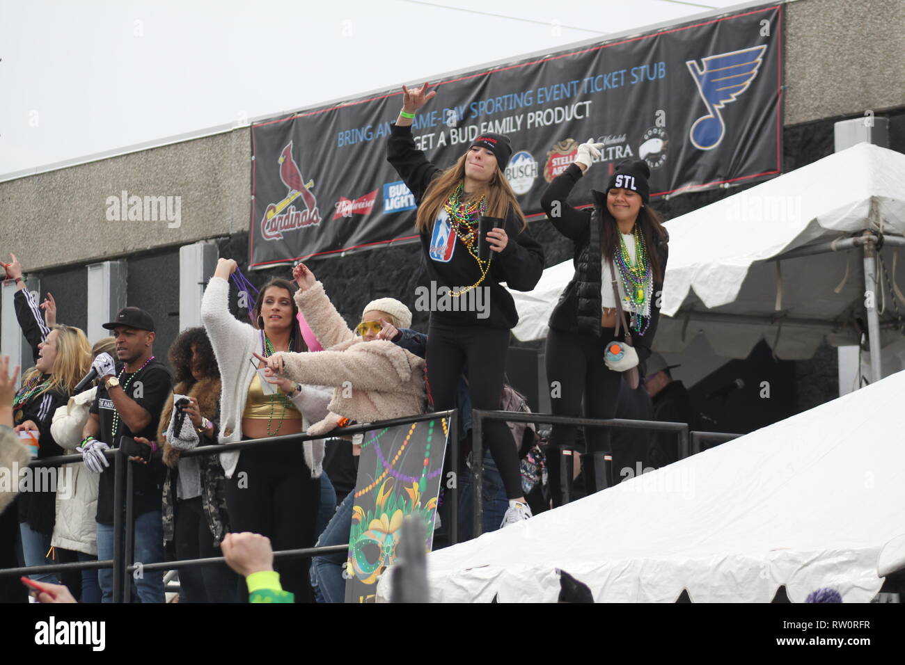 Party weekend hi-res stock photography and images - Alamy