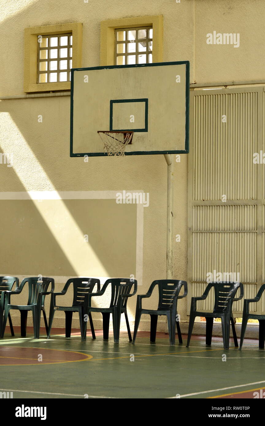 basketball lone, no one Stock Photo - Alamy