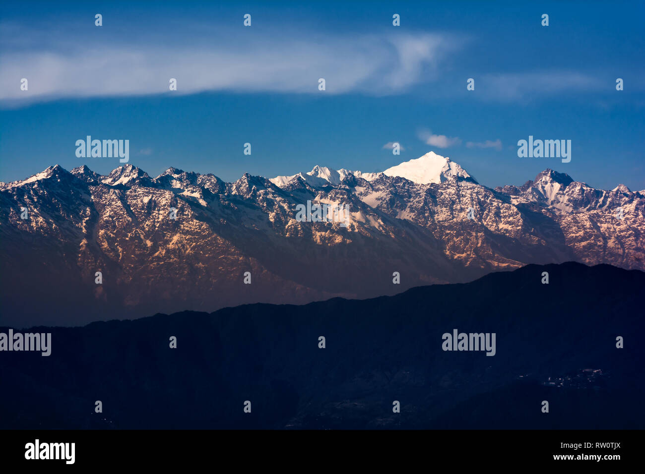 Jugal himal hi-res stock photography and images - Alamy