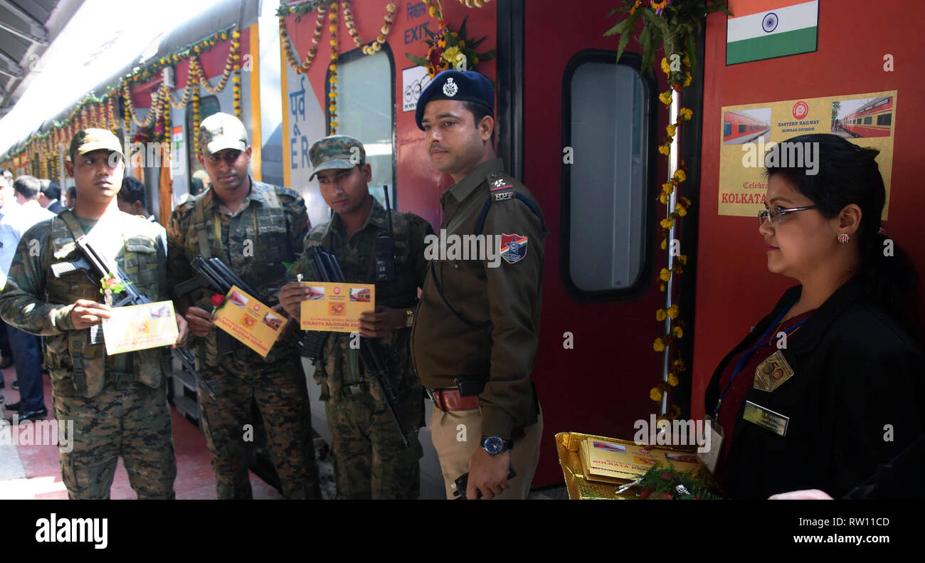 Rajdhani train hi-res stock photography and images - Alamy