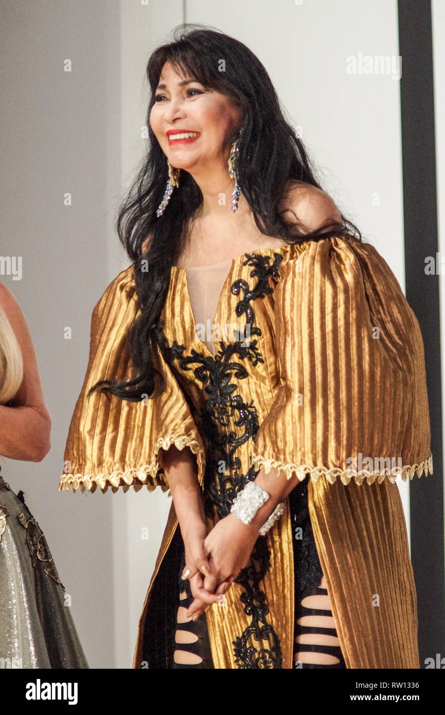 Joyce jameson hi-res stock photography and images - Alamy