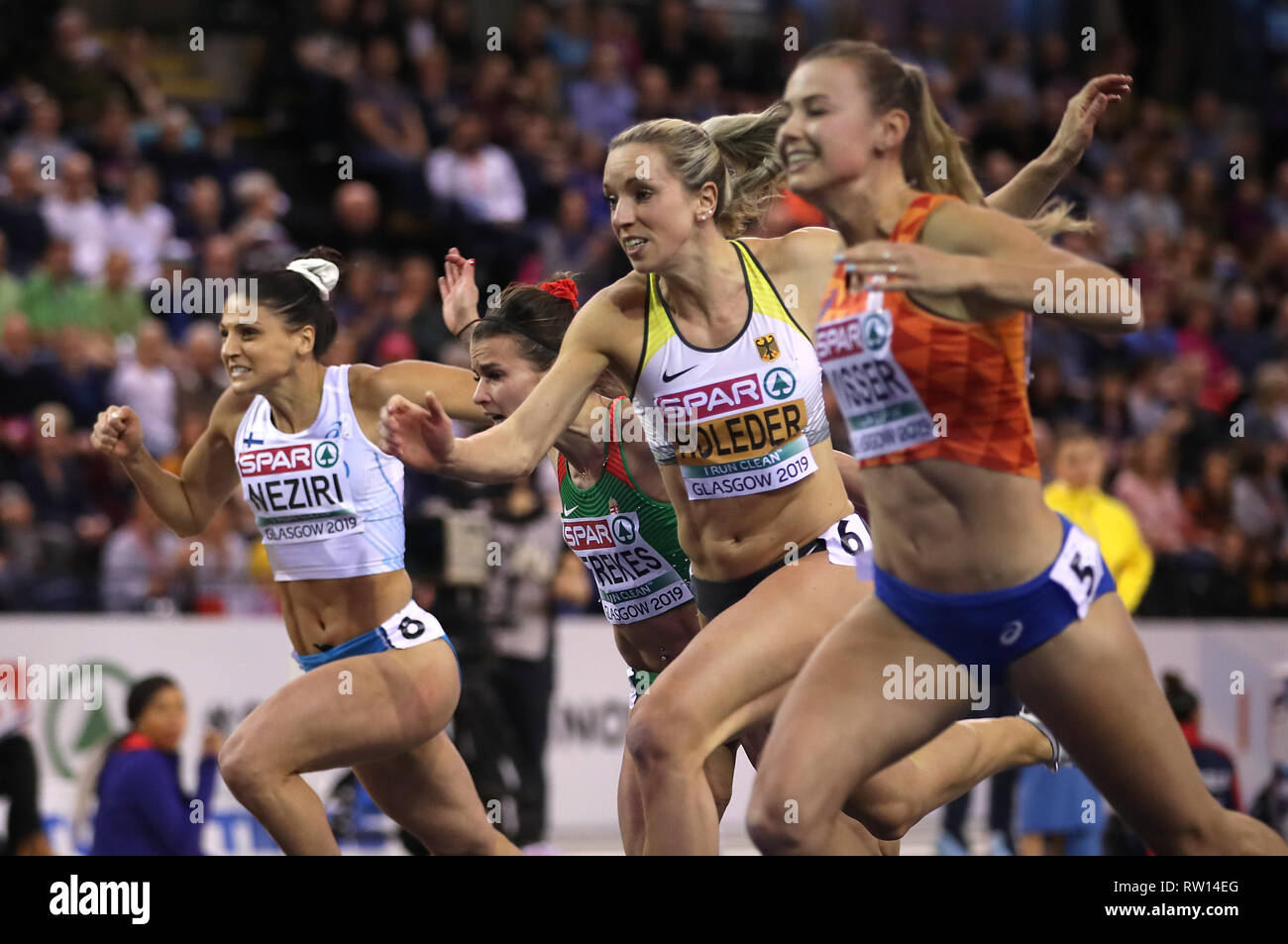 Netherland's Nadine Visser (right) wins gold with Germany's Cindy ...