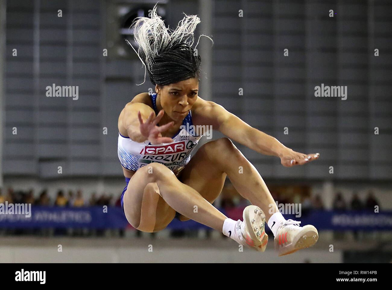 Womens long jump finals hi-res stock photography and images - Alamy