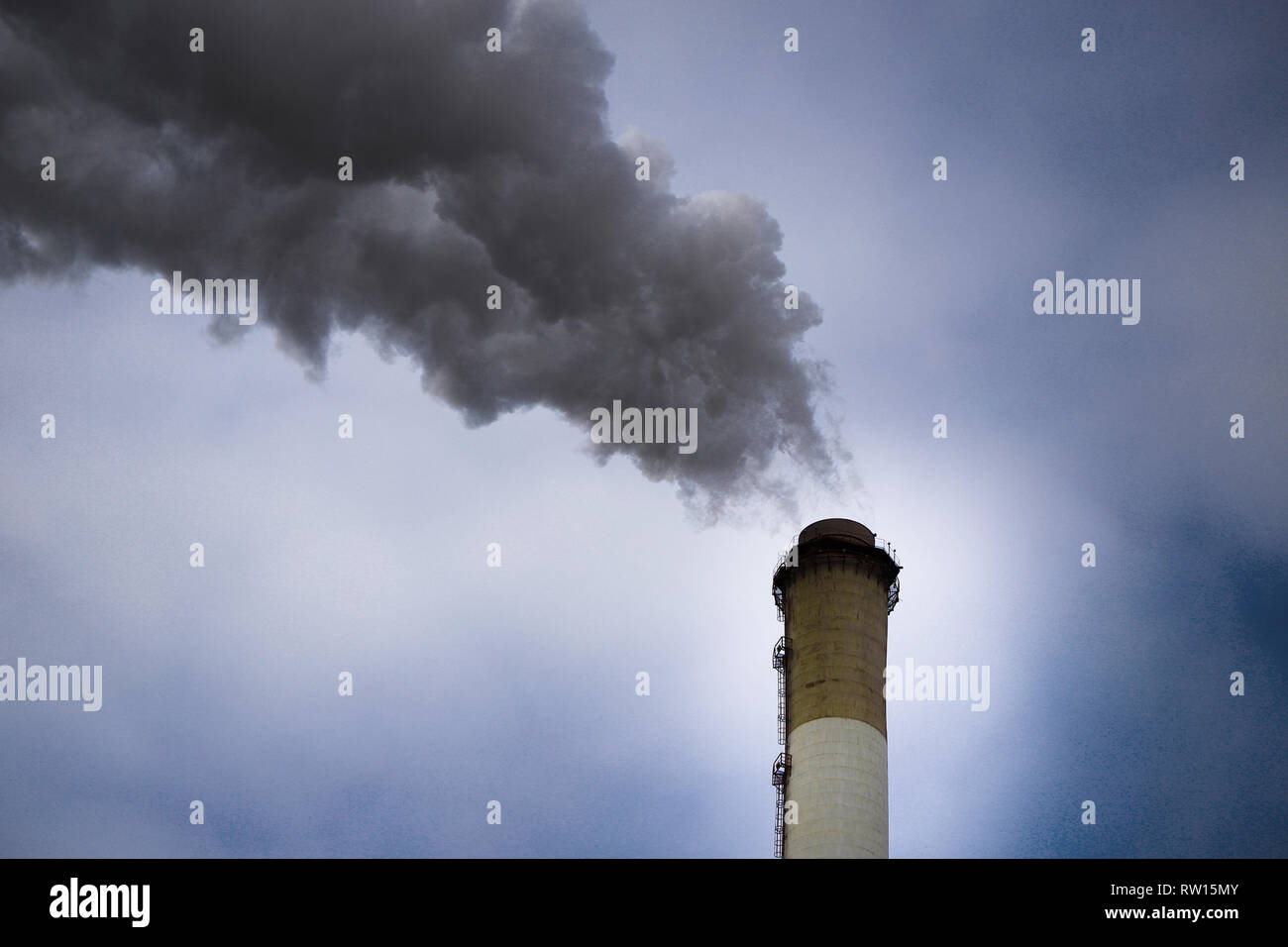 Harmful emissions atmosphere hi-res stock photography and images - Alamy