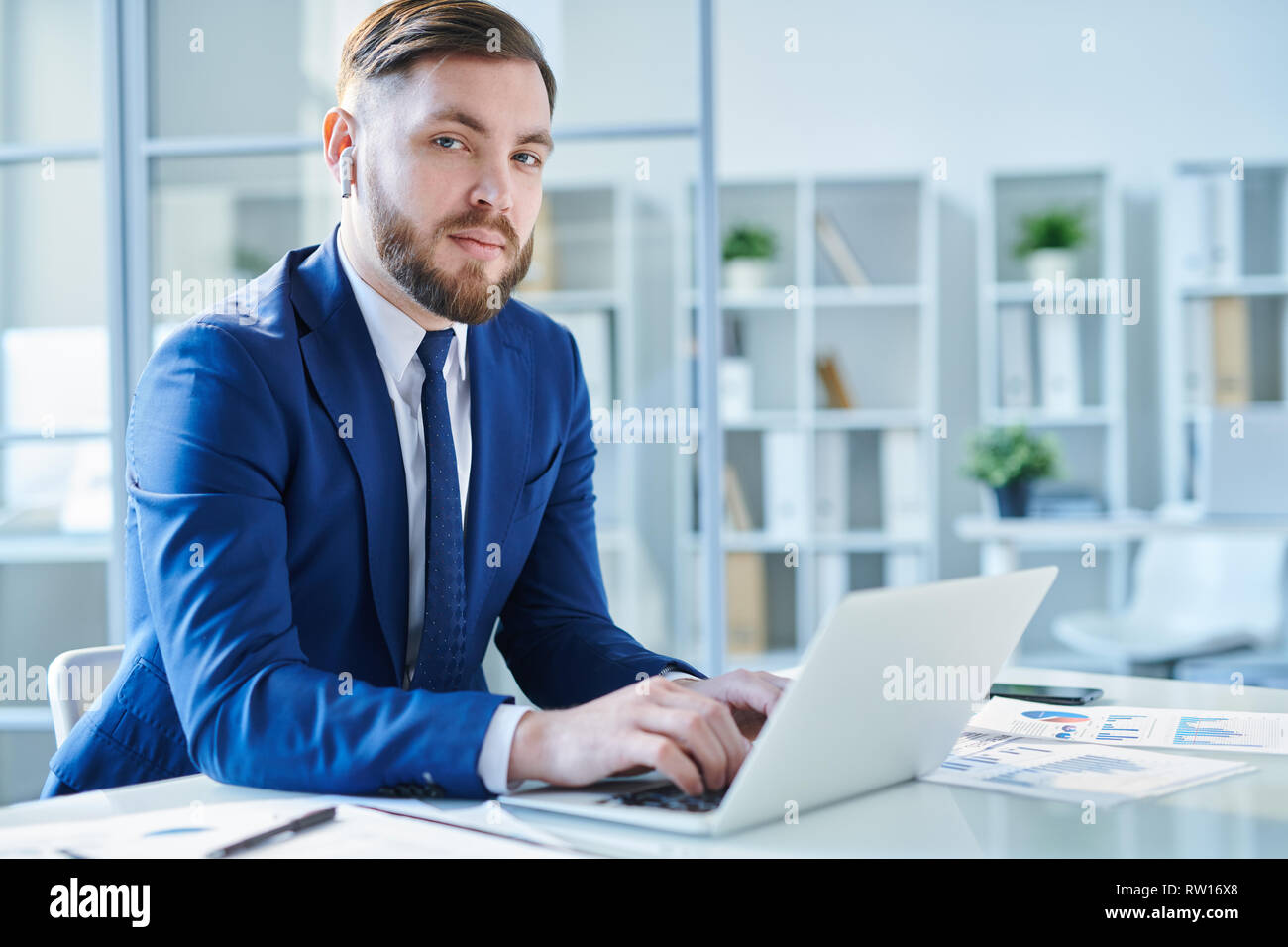 Young busy businessman hi-res stock photography and images - Alamy