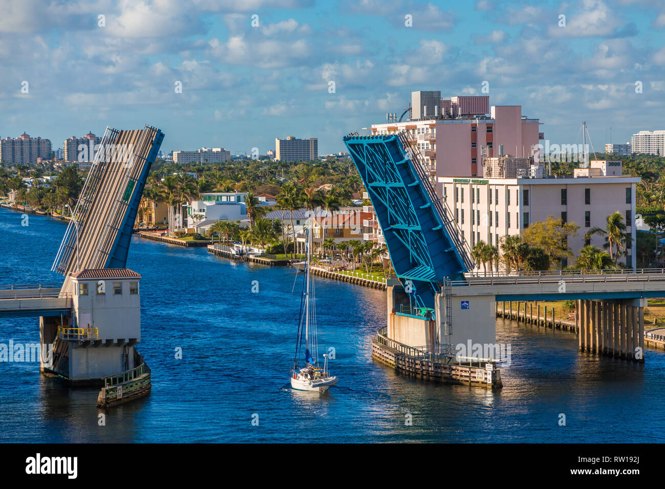 Intracoastal waterway drawbridge hi-res stock photography and images ...