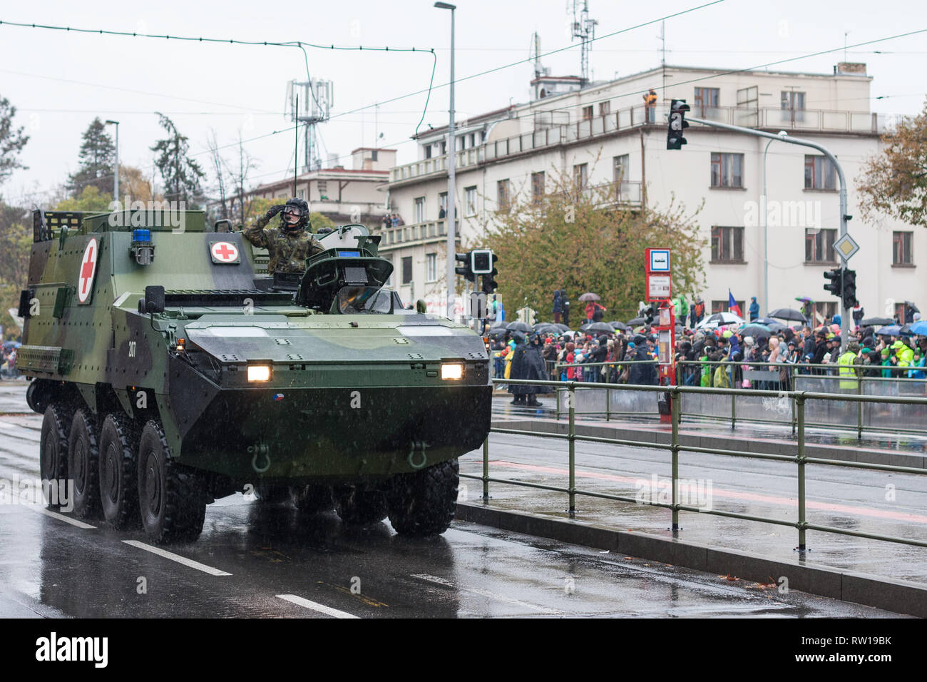 European street, Prague-October 28, 2018: Soldiers of Czech Army are ...
