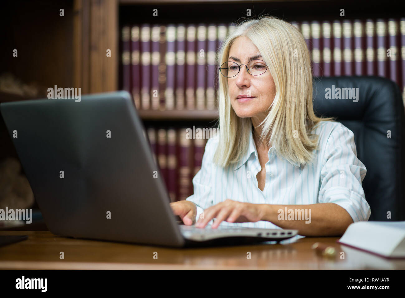 Software writer hi-res stock photography and images - Alamy