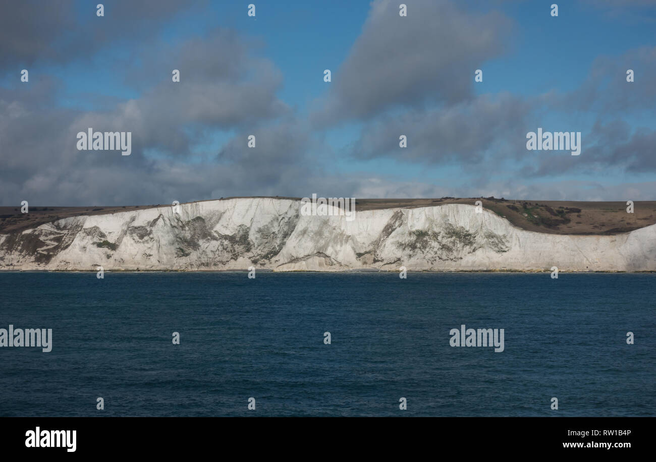 Chalk cliffs near Dover Ferry Port. Kent. England Stock Photo - Alamy