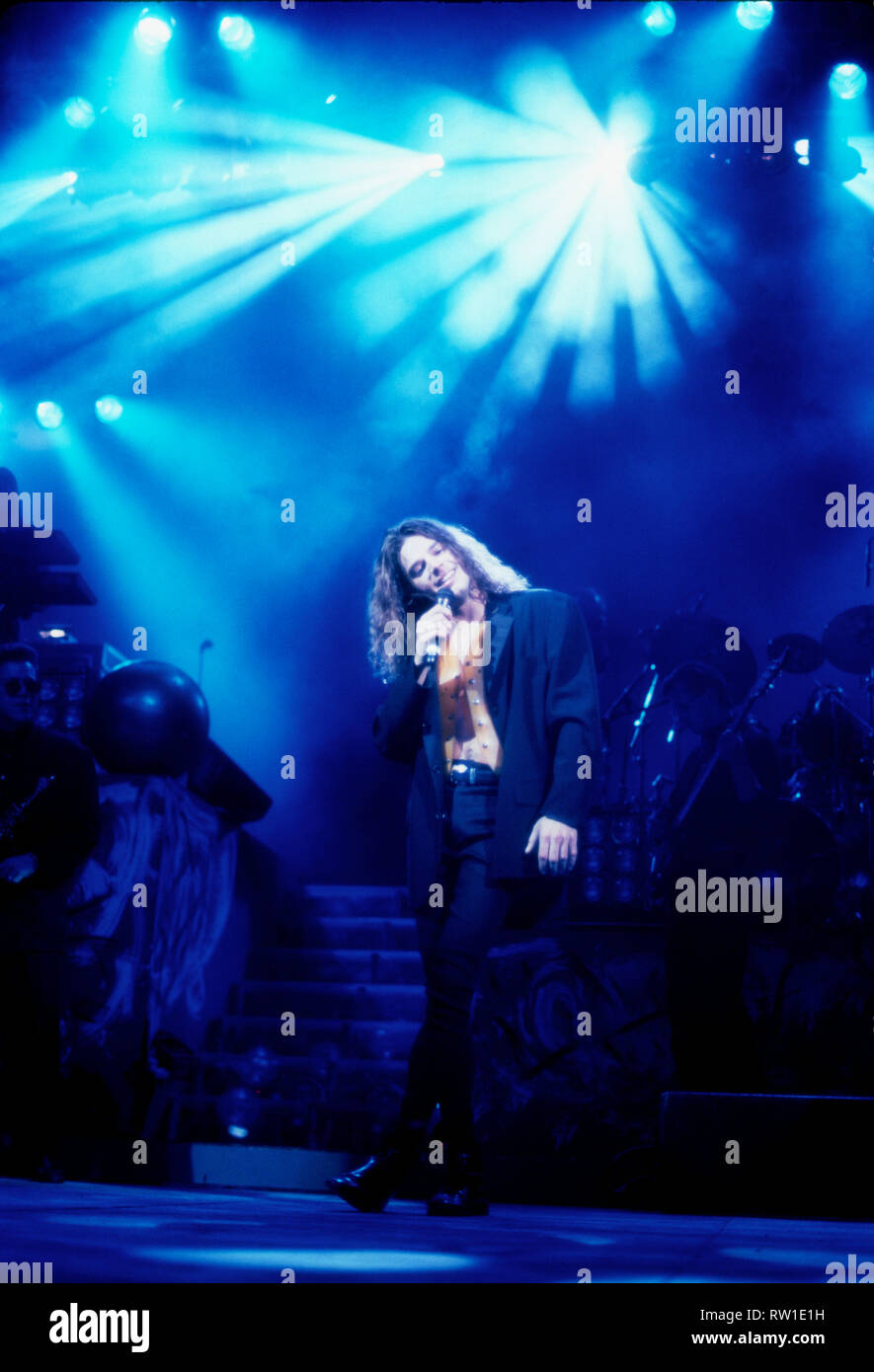 UNIVERSAL CITY, CA - FEBRUARY 6: (EXCLUSIVE) Singer Ricky Martin ...