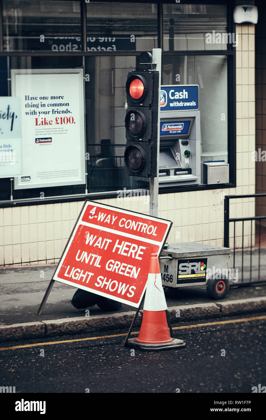 3 way traffic lights hi-res stock photography and images - Alamy