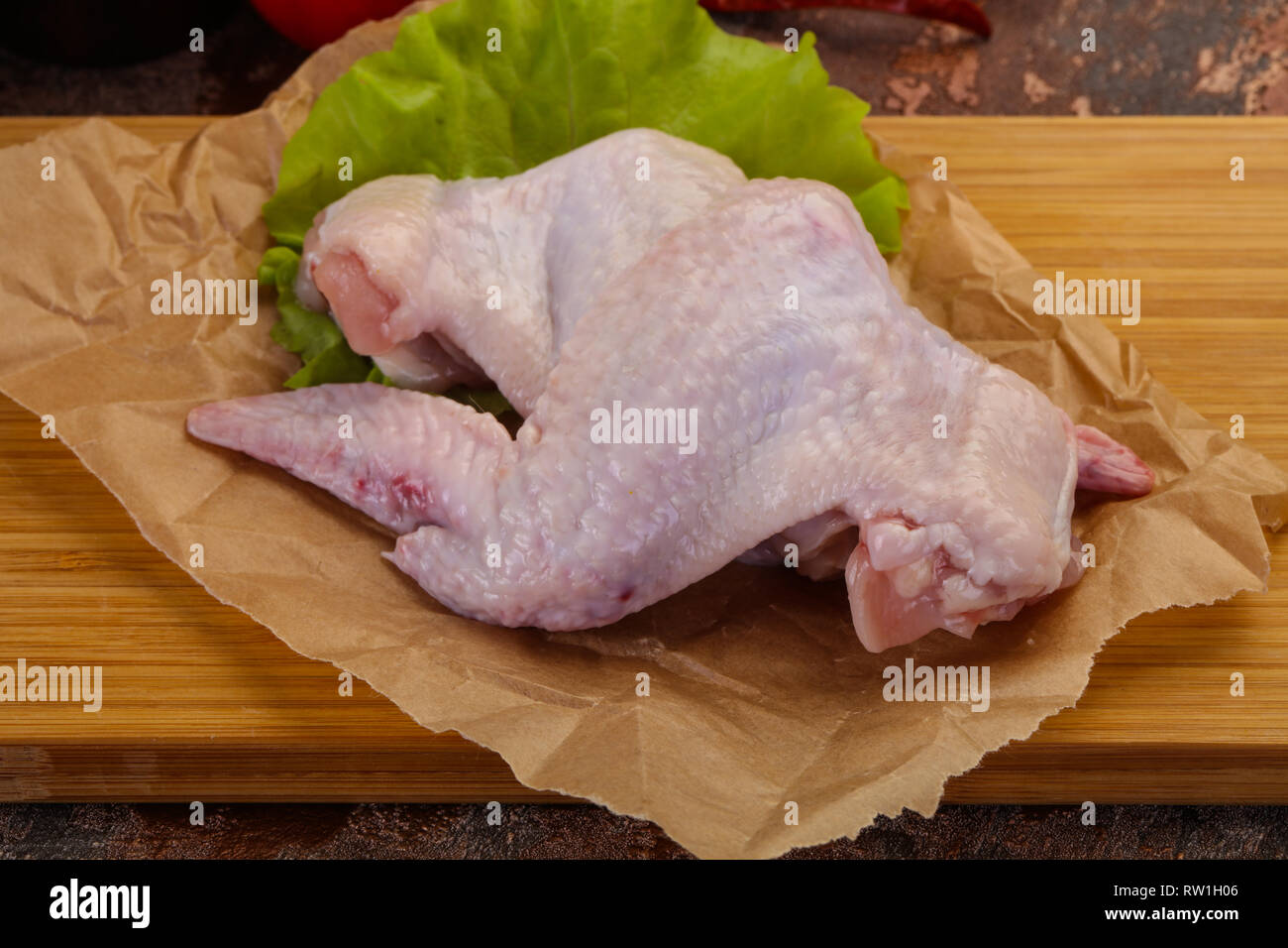 Raw chicken wings ready for cooking Stock Photo - Alamy