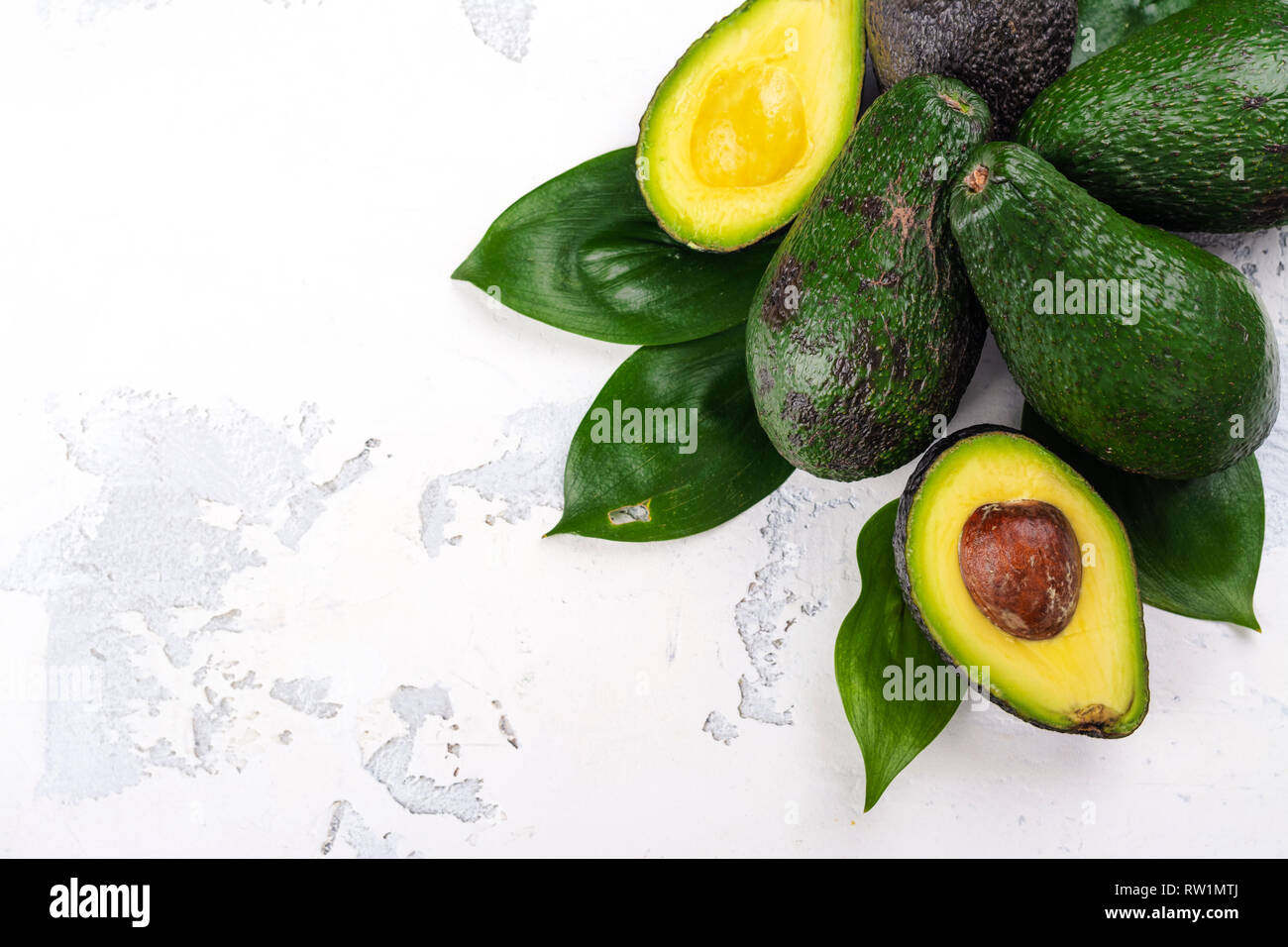 Fresh ripe avocado fruits Stock Photo - Alamy