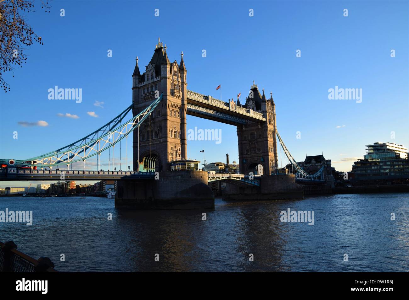 Victorian london skyline st paul's hi-res stock photography and images ...