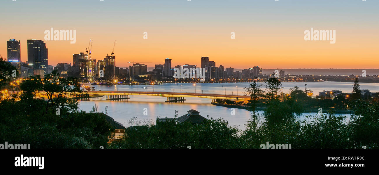 Foreshore freeway bridge hi-res stock photography and images - Alamy