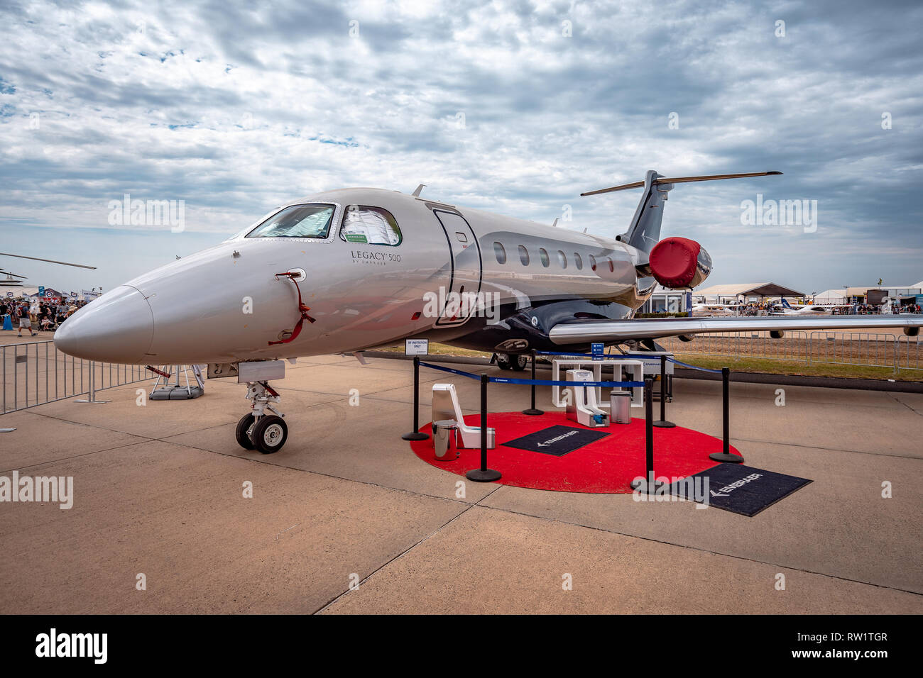 Legacy 500 business jet embraer hi-res stock photography and images - Alamy