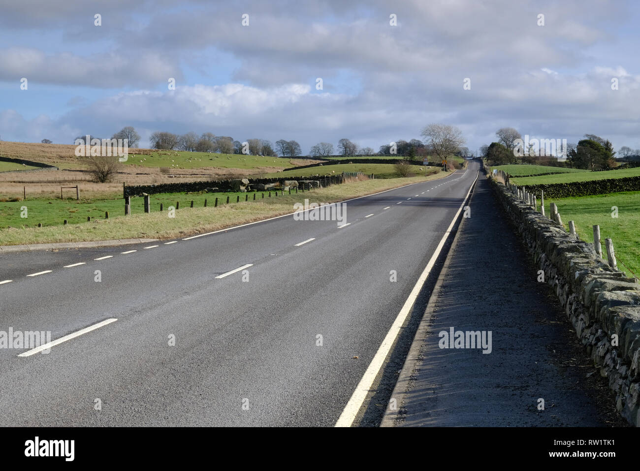 A5 road hi-res stock photography and images - Alamy