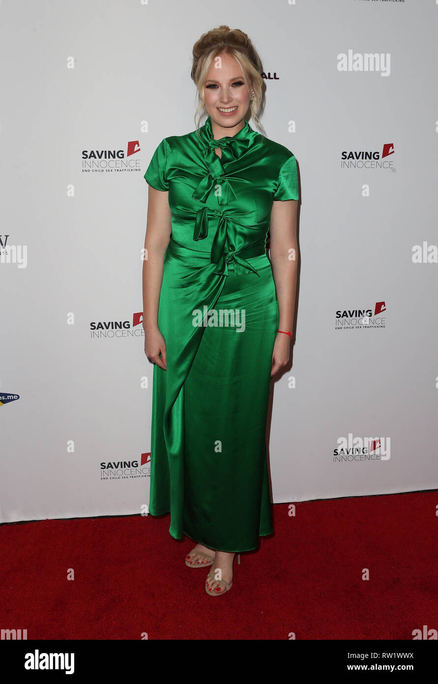 Allison trowbridge hi-res stock photography and images - Alamy