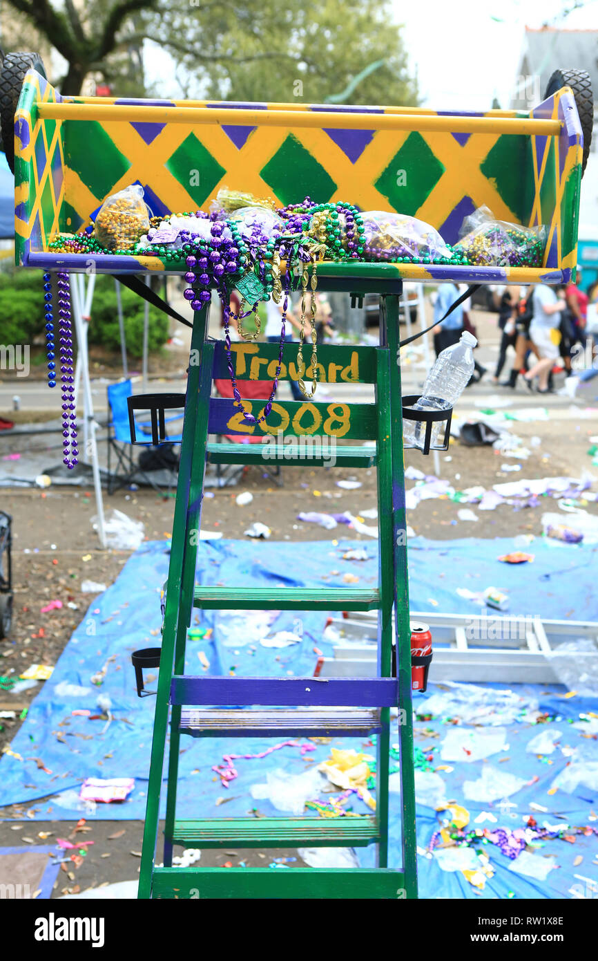 Watching Parade Ladder