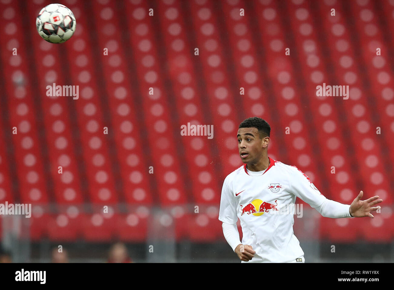 Max adams hi-res stock photography and images - Alamy