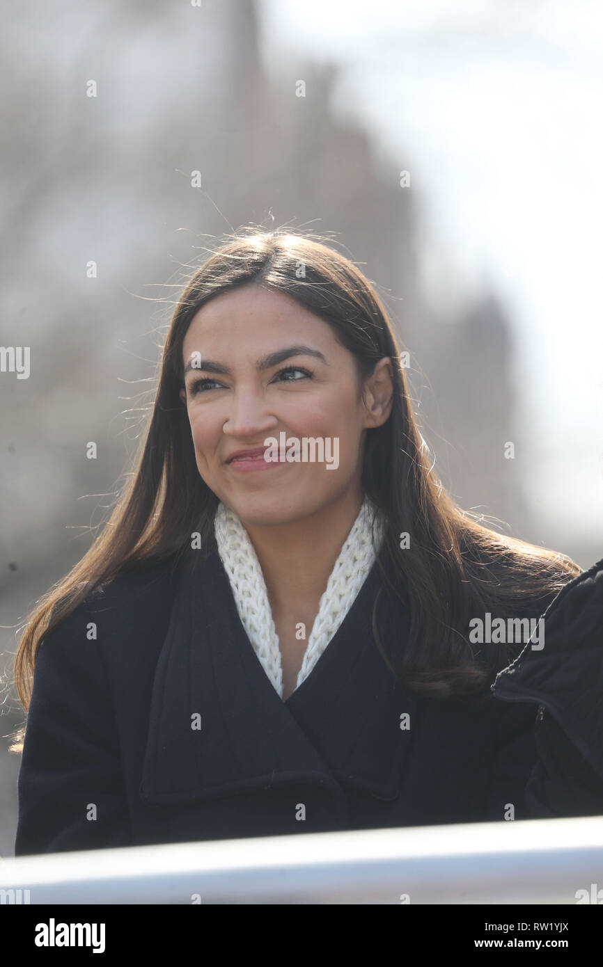 Alexandria parade hi-res stock photography and images - Alamy