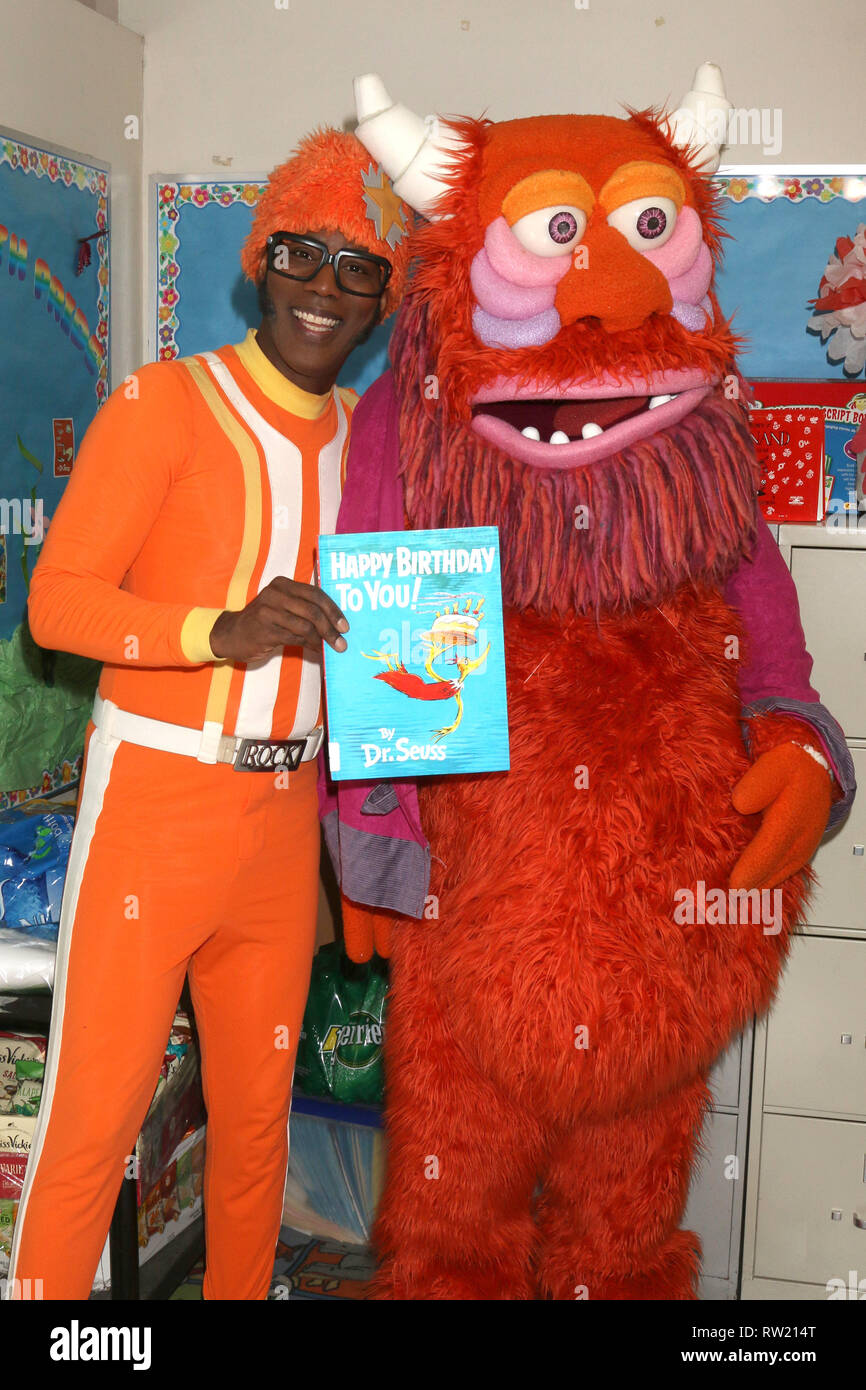 Yo gabba gabba live hi-res stock photography and images - Alamy